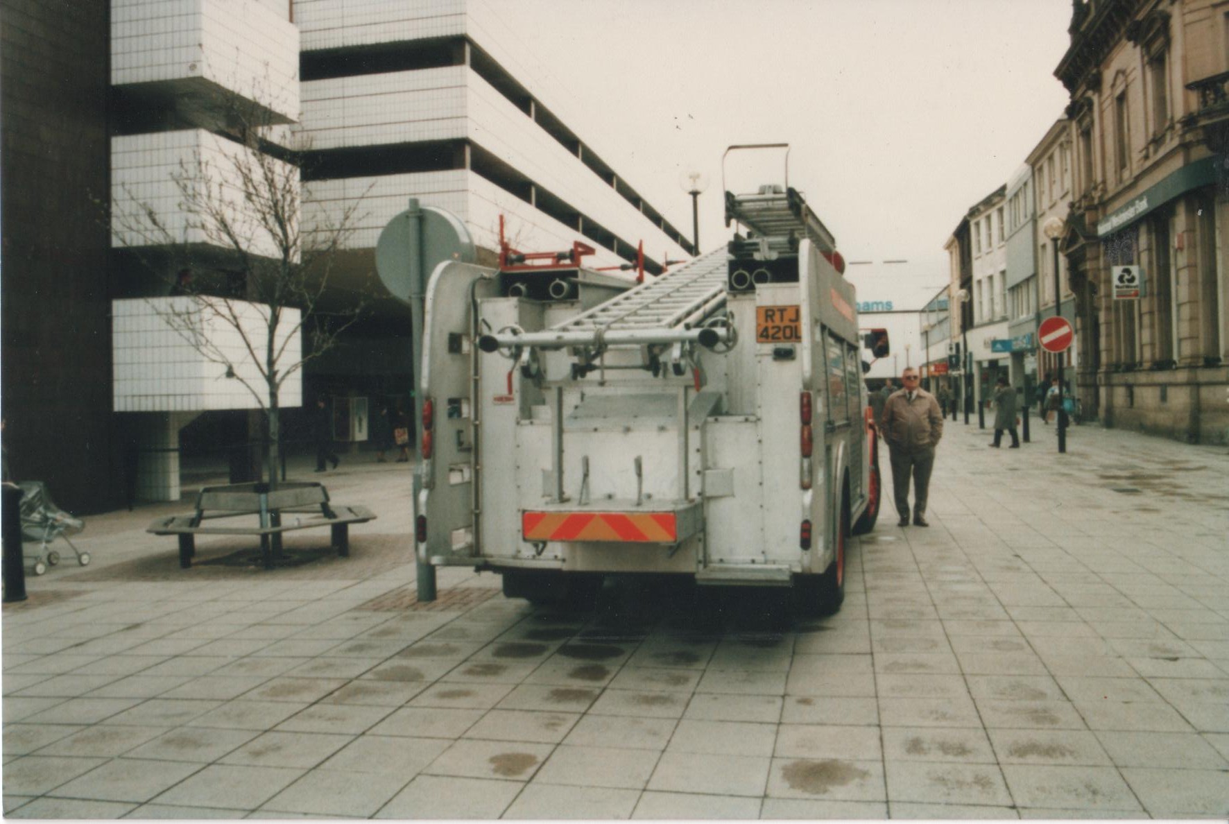 RTJ420L another of Blackburn's 80's fire engines | | Blackburn Fire History