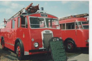 Bob France ,Bill Whiteley and wives winning vintage rally 1990's ...